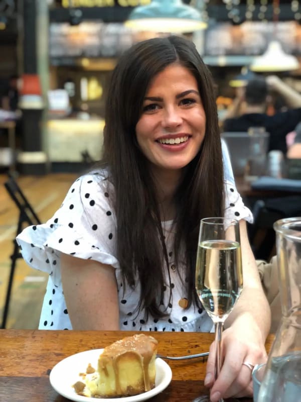 Jenny (33) - Looking in Belconnen, Kingston, Braddon... | Flatmates.com.au