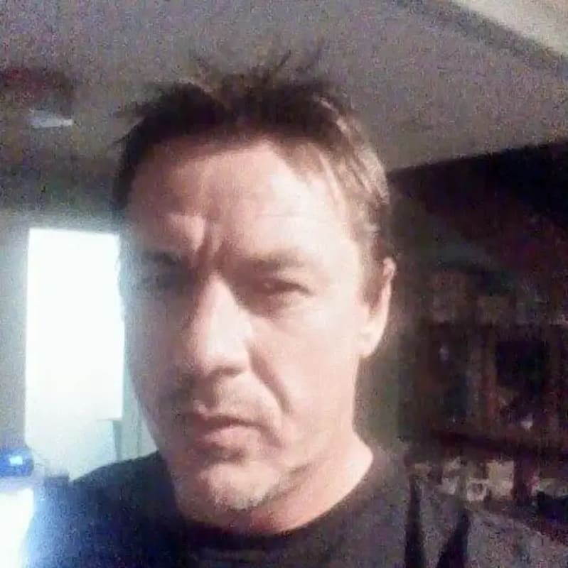 Nigel Kirk (51) - Looking in Varsity Lakes, Palm Bea... | Flatmates.com.au