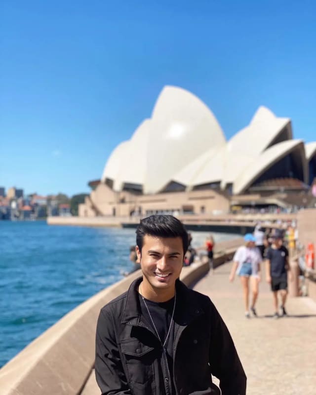 Sahil (29) - Looking in Bondi, Meadowbank, Newtown, ... | Flatmates.com.au