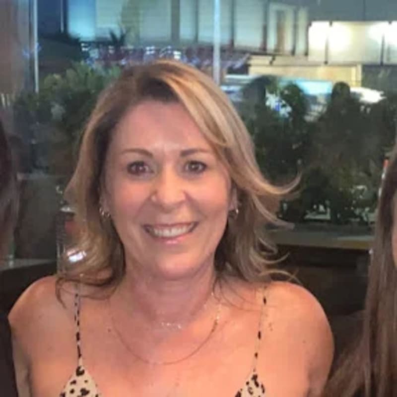 Michelle (50) - Looking in Miami, Mermaid Beach, Bur... | Flatmates.com.au