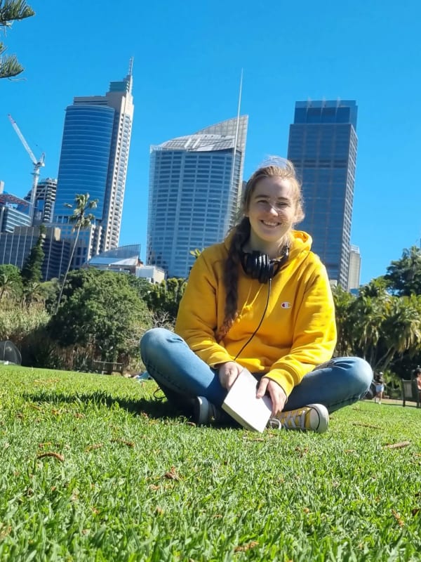 Izzy Gray (26) - Looking in Hurstville, Epping, Burw... | Flatmates.com.au