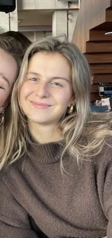 Isabelle (20) - Looking in Saint Lucia, West End, So... | Flatmates.com.au