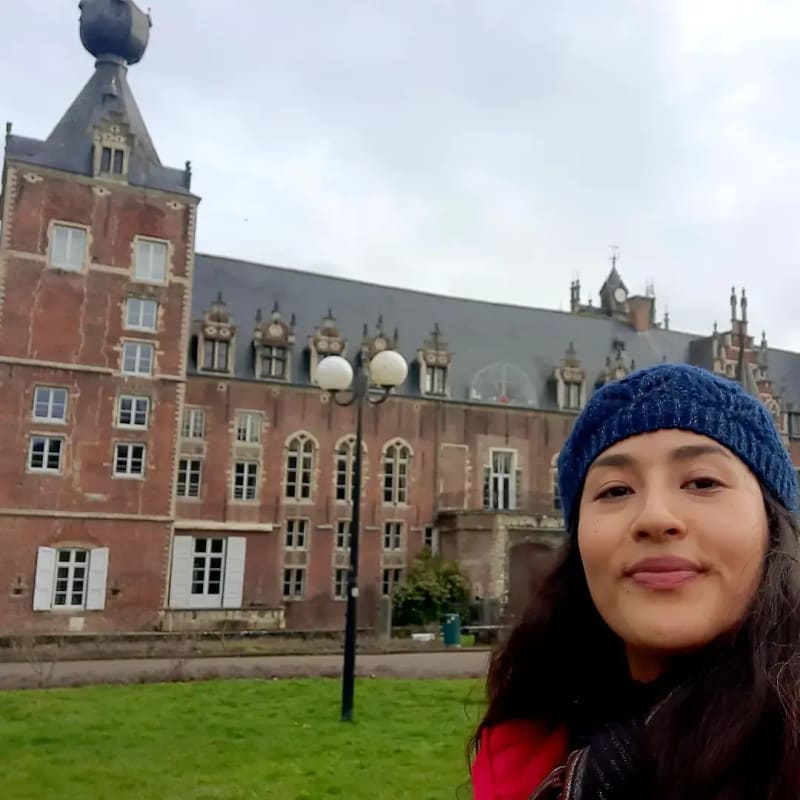 Stephanie (30) - Looking in Plympton, North Adelaide... | Flatmates.com.au