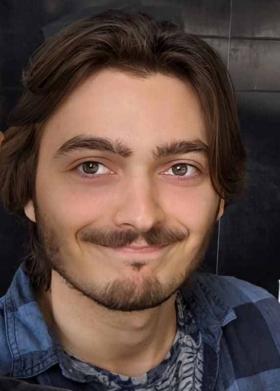 Guilhem (25) - Looking in Douglas, Hermit Park, Garb... | Flatmates.com.au