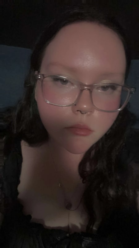 Abby (22) - Looking in Regents Park, Algester, Herit... | Flatmates.com.au