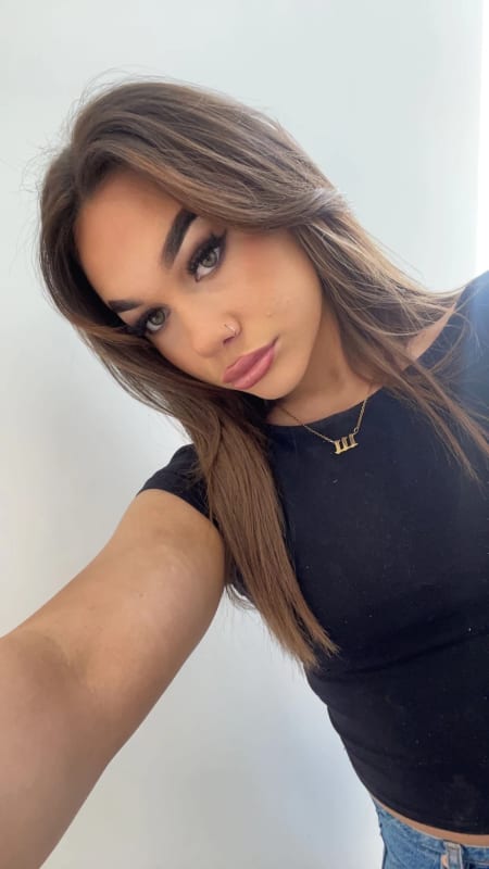 Dayna (20) - Looking in West End, Woolloongabba, For... | Flatmates.com.au