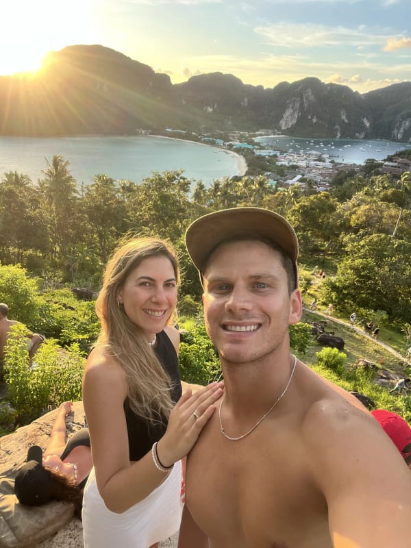 Giulia (28) and Alejandro (30) - Looking in Bondi Beach | Flatmates.com.au