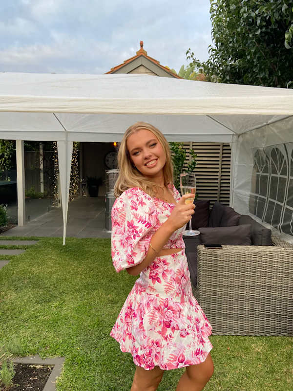 Eva (23) - Looking in Parkwood, Mermaid Beach, Ashmo... | Flatmates.com.au