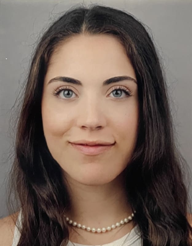 Derya (20) - Looking in Bondi Beach, Bondi Junction,... | Flatmates.com.au