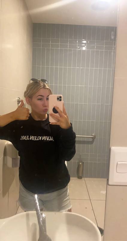 Phoebe (25) - Looking in Nerang, Pacific Pines, Burl... | Flatmates.com.au