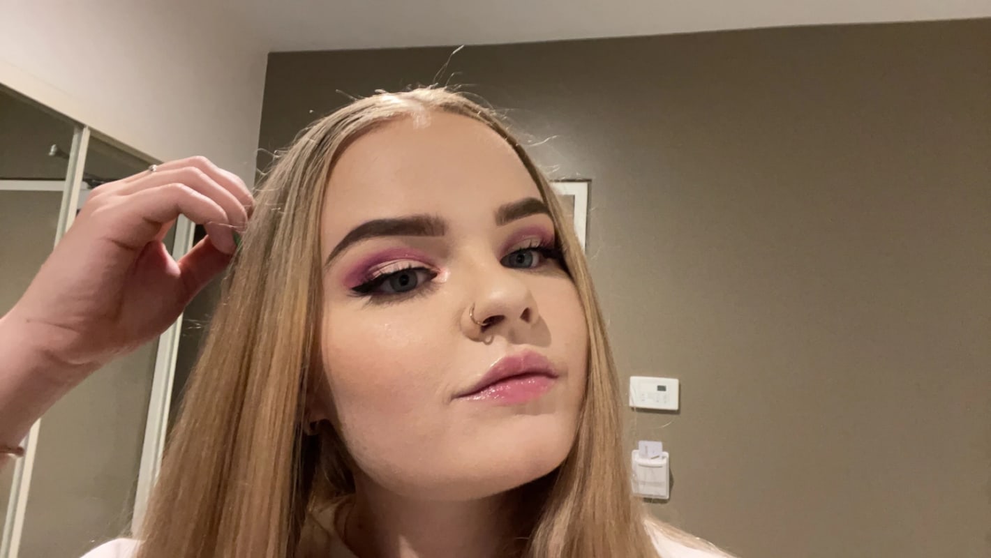 Natalee (22) - Looking in Turner, Richardson, Queanb... | Flatmates.com.au