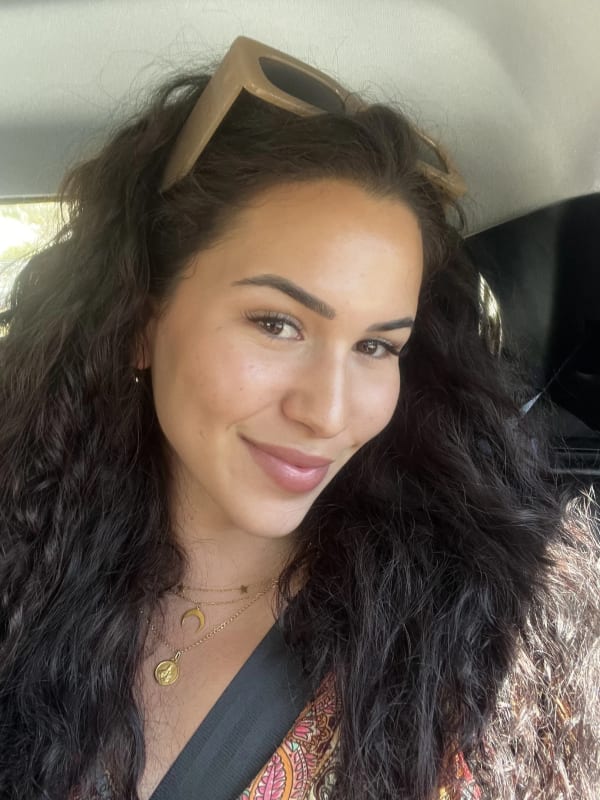 Andrea (25) - Looking in Mermaid Beach, Broadbeach, ... | Flatmates.com.au