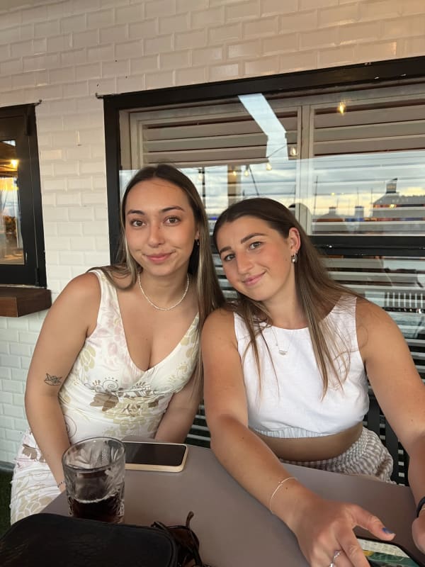 Emma (22) and Jamie-Lee (22) - Looking in Marrickvil... | Flatmates.com.au