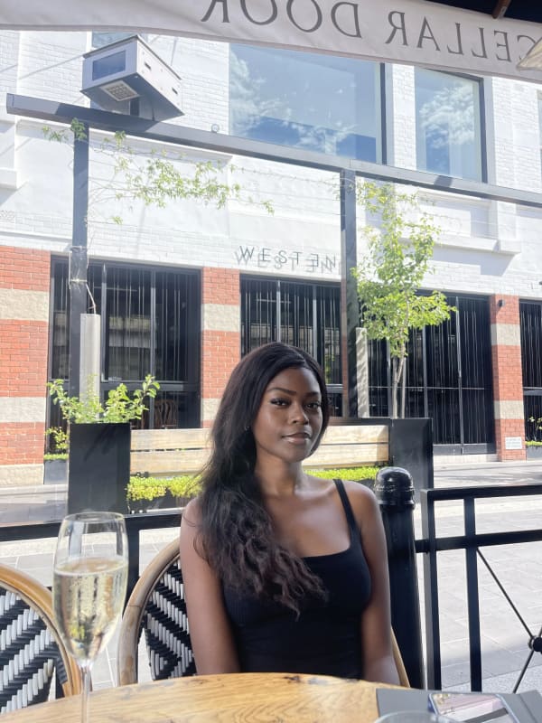 Emma (21) - Looking in Ashwood, Mount Waverley, Surr... | Flatmates.com.au