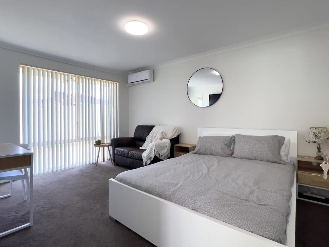 Room for Rent in South Lake, Perth | $390, Furnished... | Flatmates.com.au