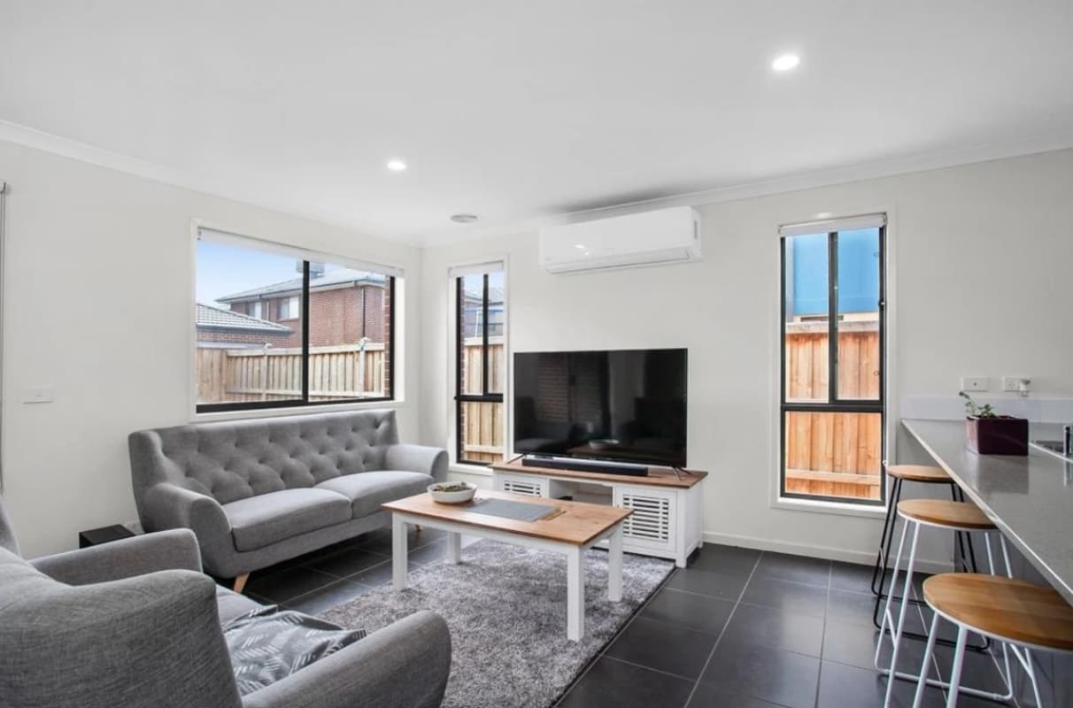 Room for Rent in Point Cook, Melbourne | $200, Furni... | Flatmates.com.au