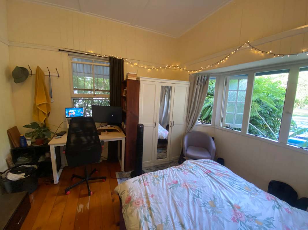 Room for Rent in East Brisbane, Brisbane | $284, Unf... | Flatmates.com.au