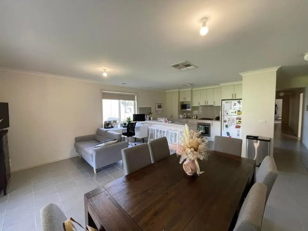 Room for Rent in Wodonga, VIC | $200, Unfurnished, S... | Flatmates.com.au