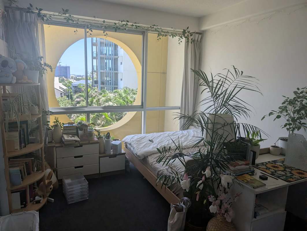 Room for Rent in Spring Hill, Brisbane | $301, Furni... | Flatmates.com.au