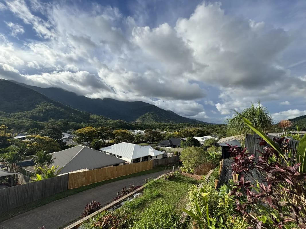 Room for Rent in Redlynch, Cairns | $260, Furnished,... | Flatmates.com.au
