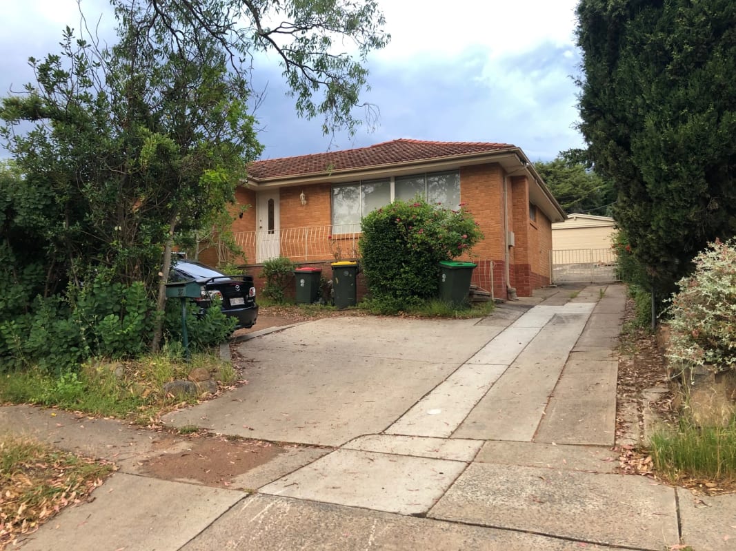 Room for Rent in Garran, Canberra | $200, Unfurnishe... | Flatmates.com.au