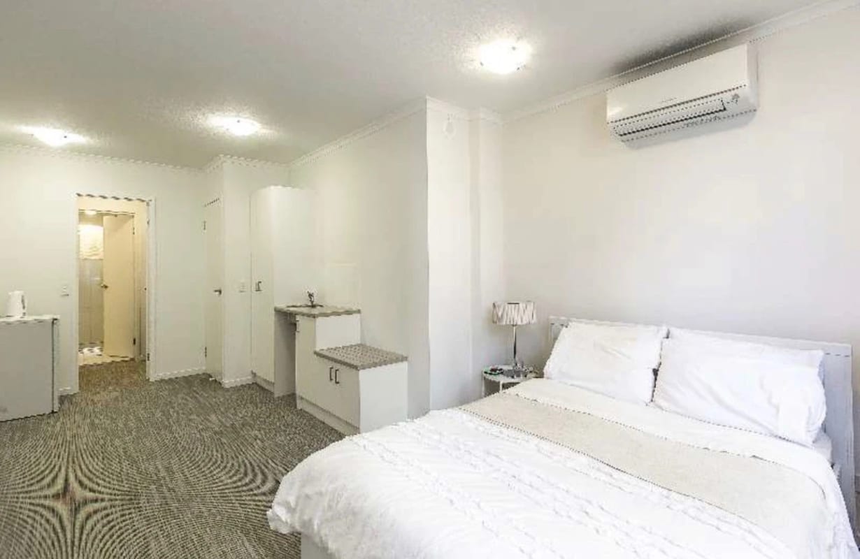 Room for Rent in South Brisbane, Brisbane | $450, Fu... | Flatmates.com.au