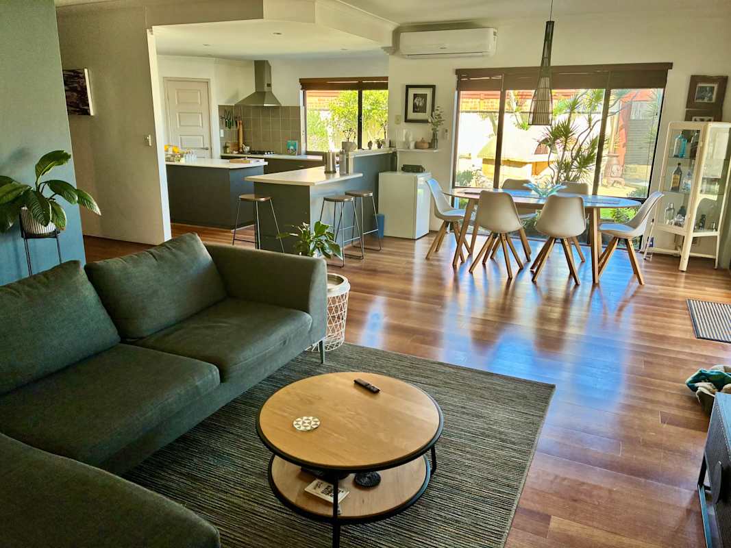 Room for Rent in Clarkson, Perth | $300, Furnished, ... | Flatmates.com.au