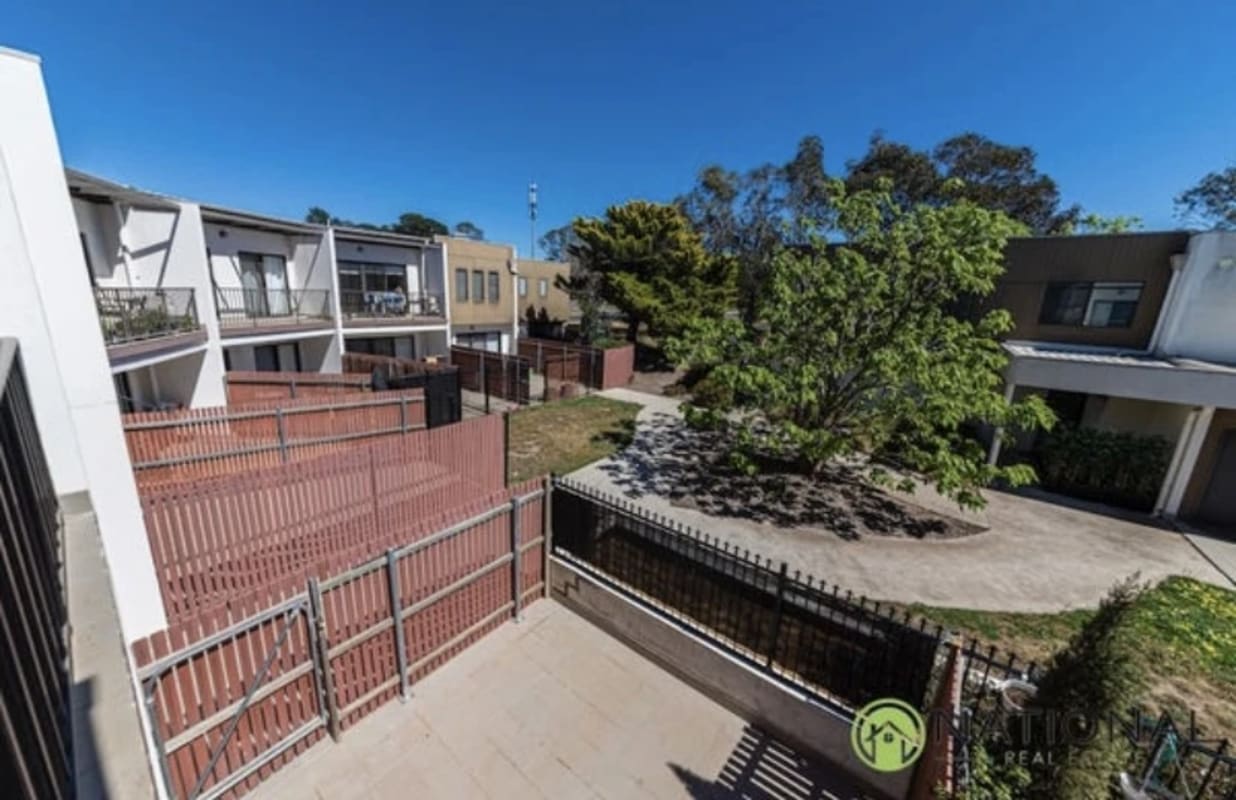 Room for Rent in Narrabundah, Canberra | $240, Unfur... | Flatmates.com.au