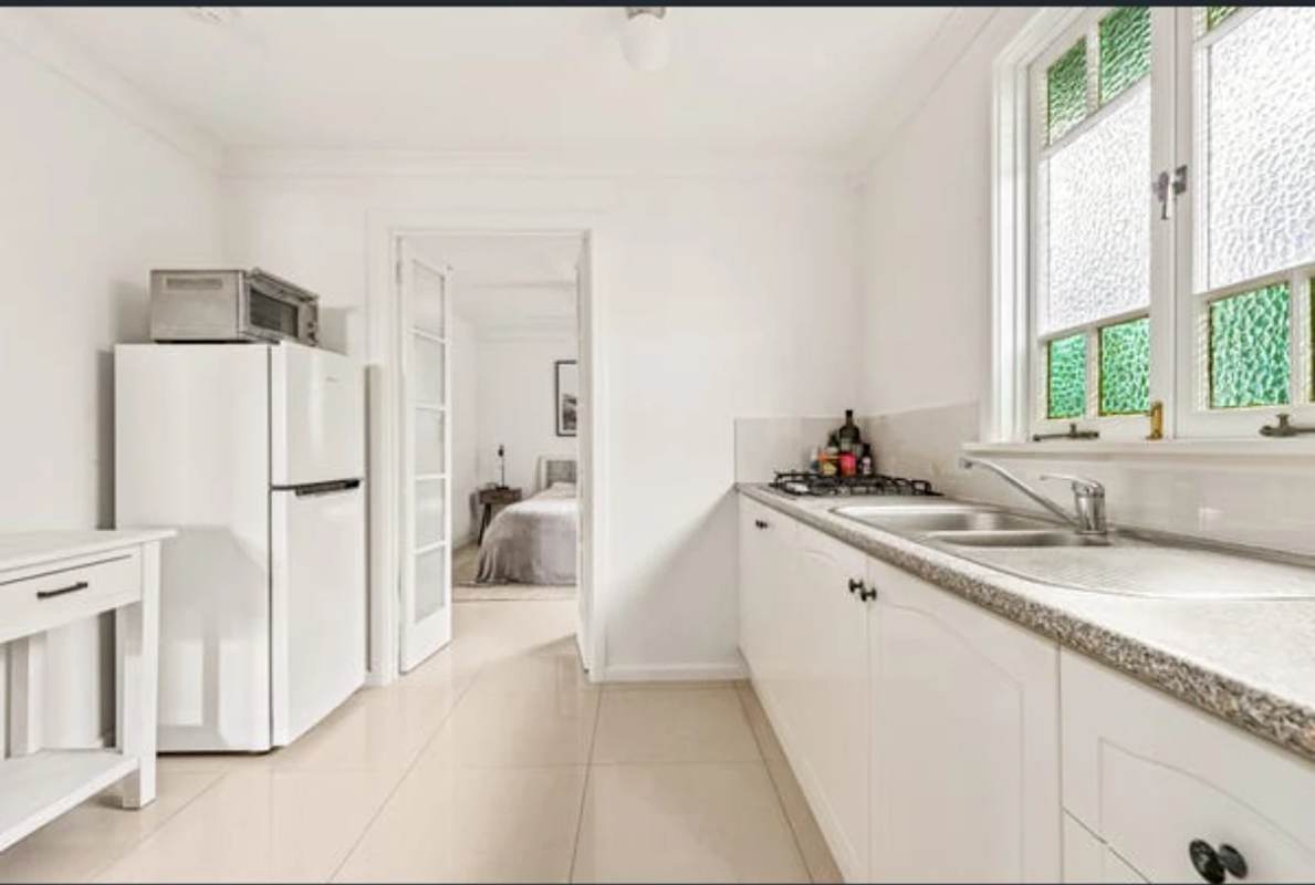 One Bed Flat for Rent in Grange, Brisbane | $300, Fu... | Flatmates.com.au