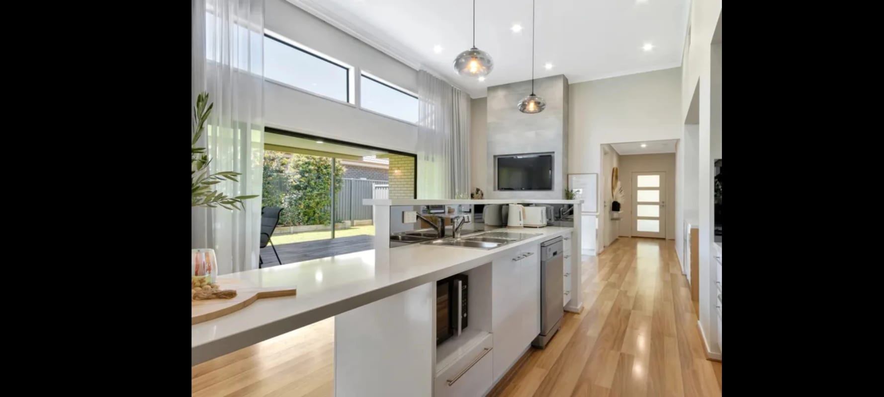 Room for Rent in Blakeview, Adelaide | $300, Furnish... | Flatmates.com.au