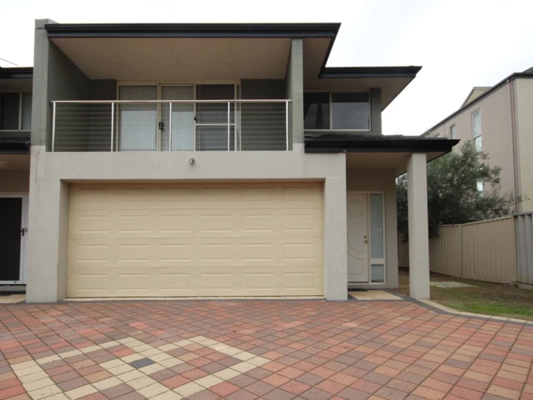 Room for Rent in Cannington, Perth | $220, Unfurnish... | Flatmates.com.au