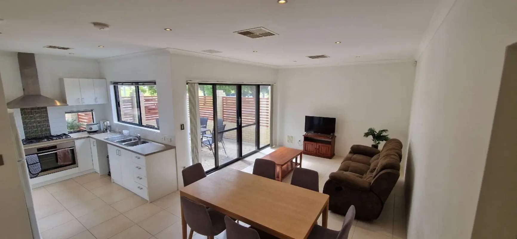 Room for Rent in Nollamara, Perth | $265, Unfurnishe... | Flatmates.com.au