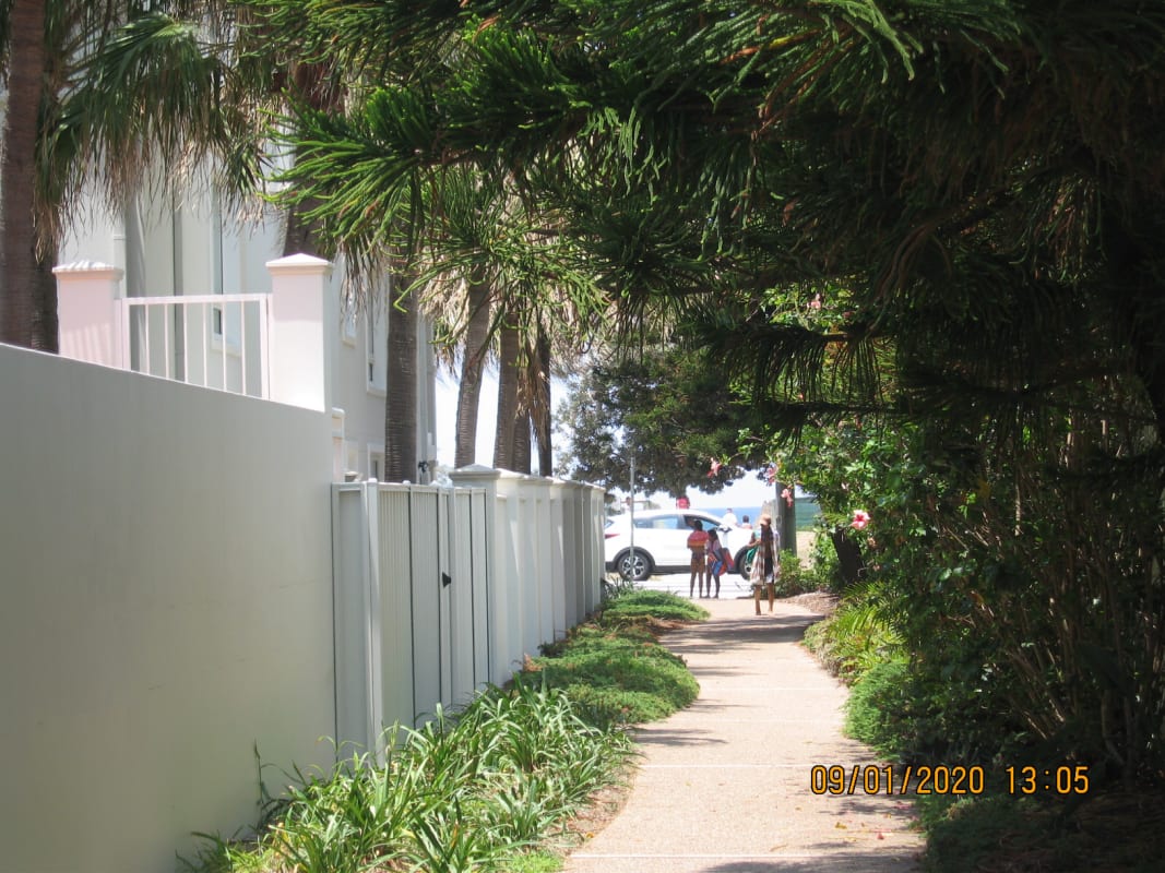 Room for Rent in Broadbeach, Gold Coast | $350, Furn... | Flatmates.com.au