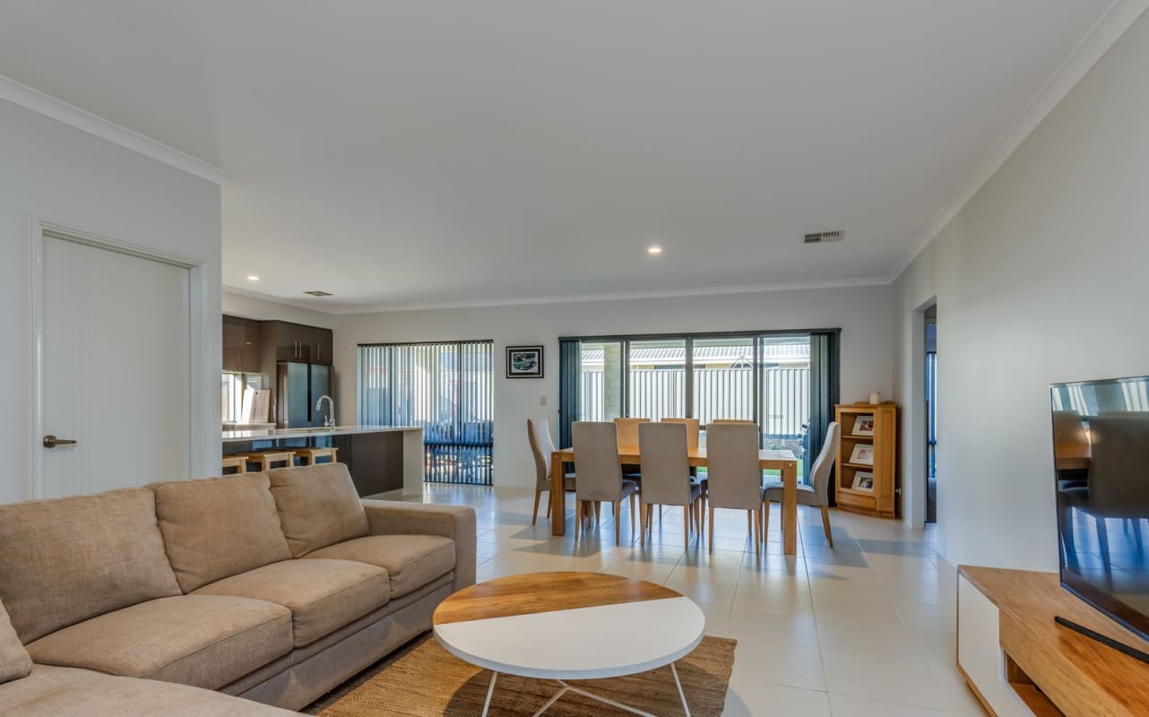 2 Rooms for Rent in Byford, Perth | $300, Unfurnishe... | Flatmates.com.au