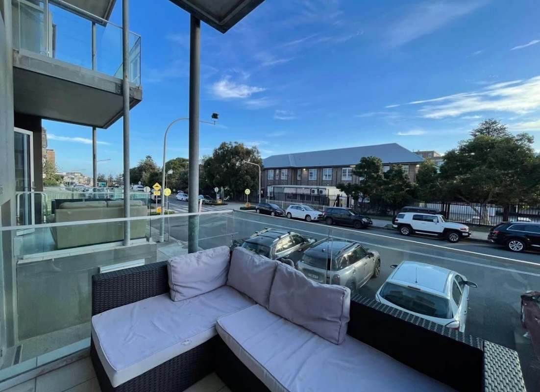 Room for Rent in Bondi Beach, Sydney | $500, Furnish... | Flatmates.com.au