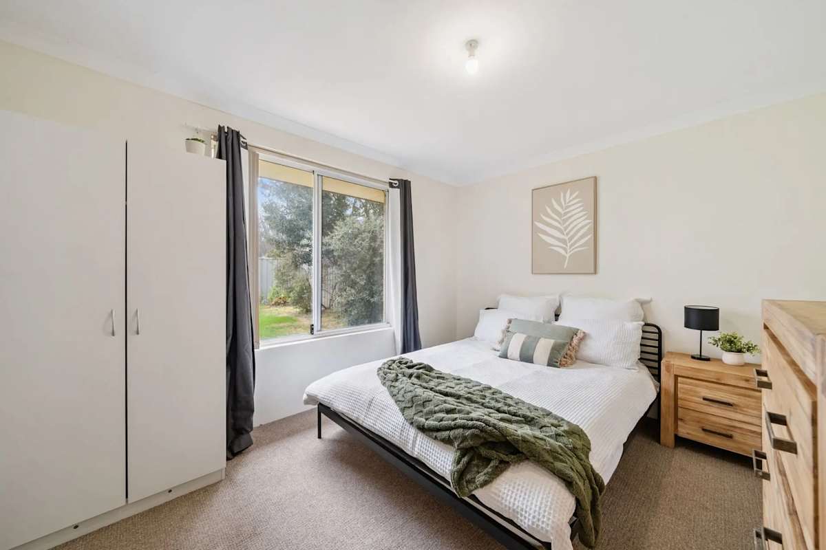 Room for Rent in Wellard, Perth | $300, Furnished, E... | Flatmates.com.au