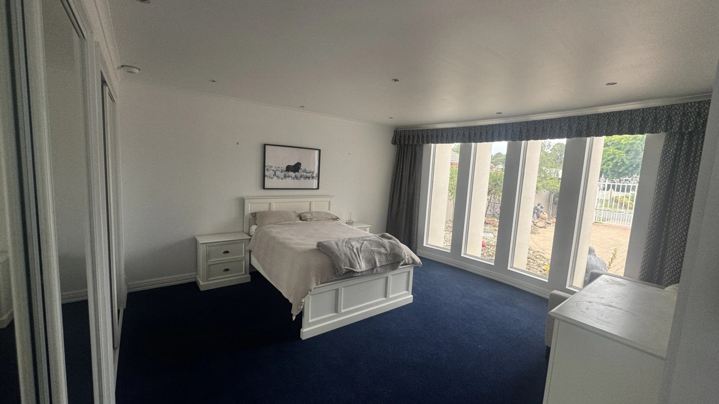 Room for Rent in Kialla, VIC | $350, Flexible with f... | Flatmates.com.au