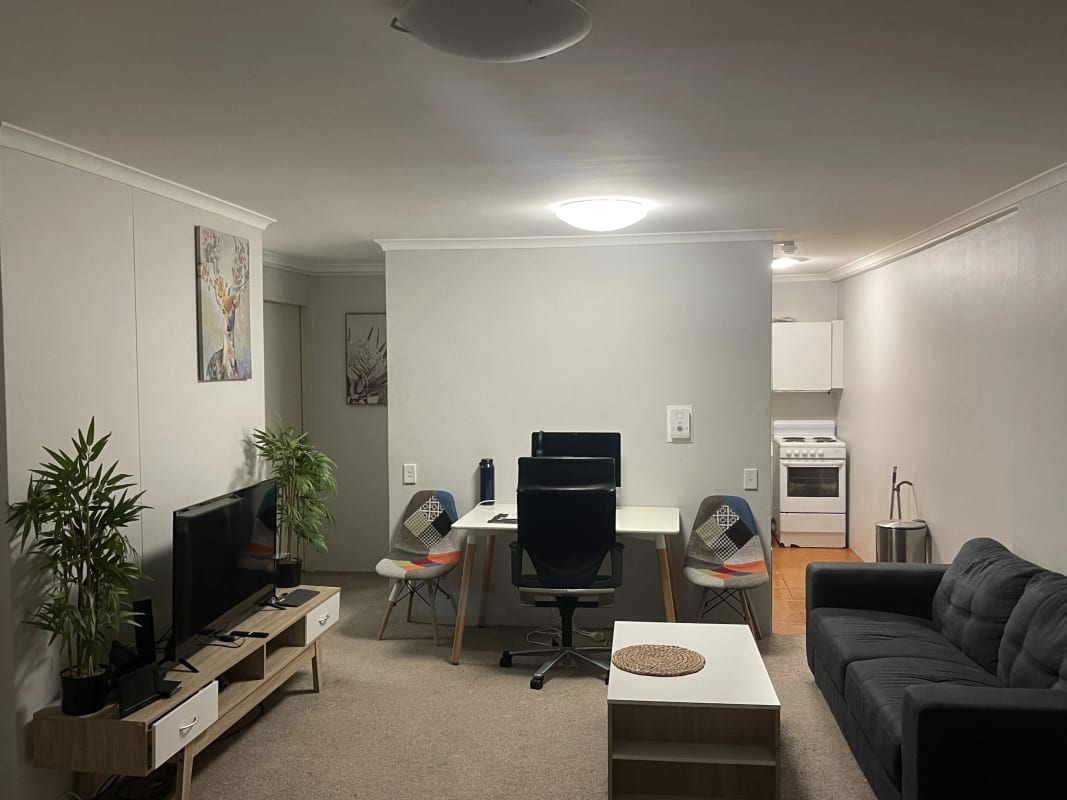 Room for Rent in Sydney, Sydney | $300, Furnished, S... | Flatmates.com.au