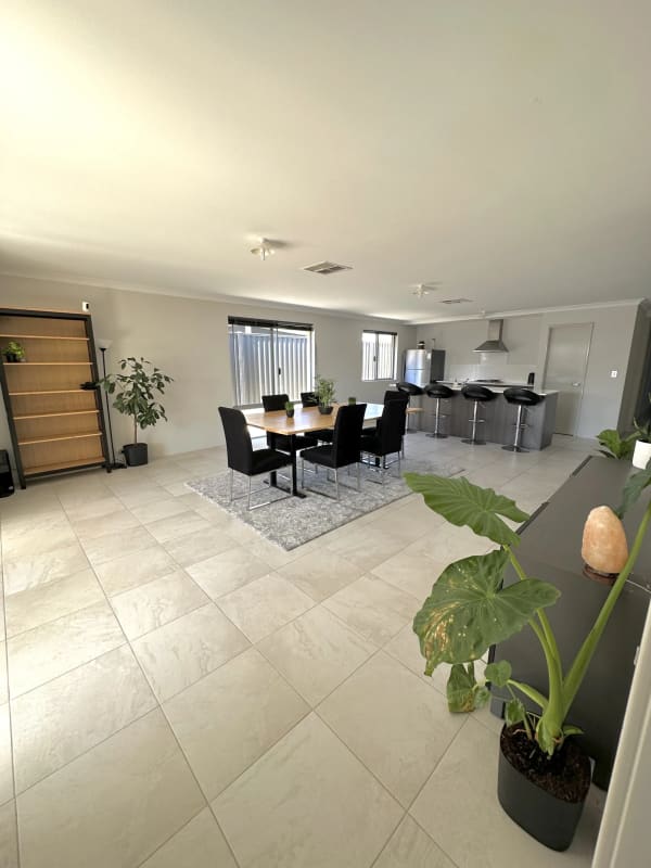 2 Rooms for Rent in Aveley, Perth | $300, Flexible w... | Flatmates.com.au