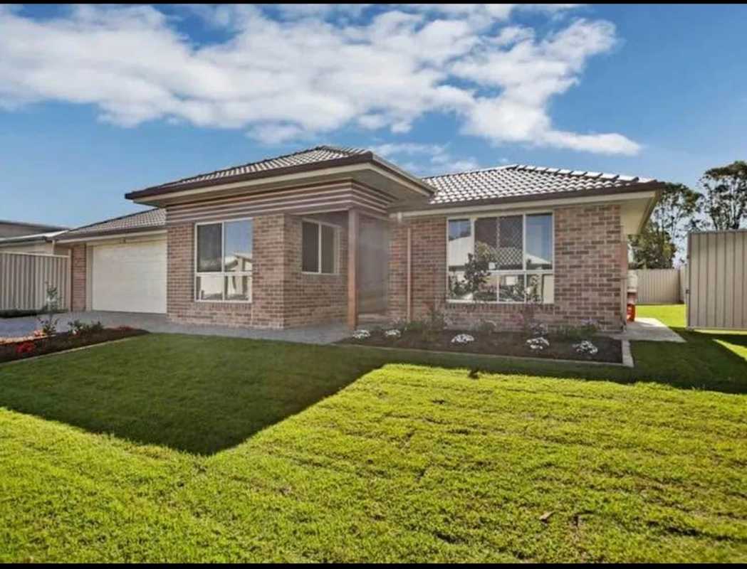 Room for Rent in Wynnum West, Brisbane | $390, Unfur... | Flatmates.com.au