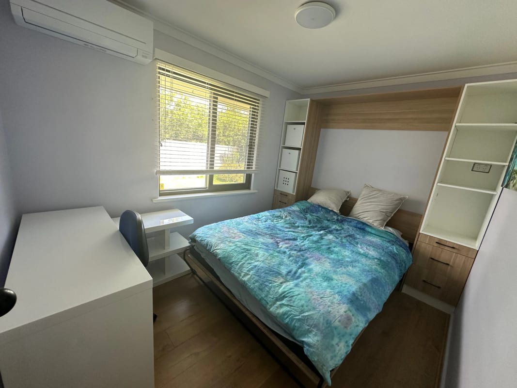 Room for Rent in Beaconsfield, Perth | $310, Furnish... | Flatmates.com.au