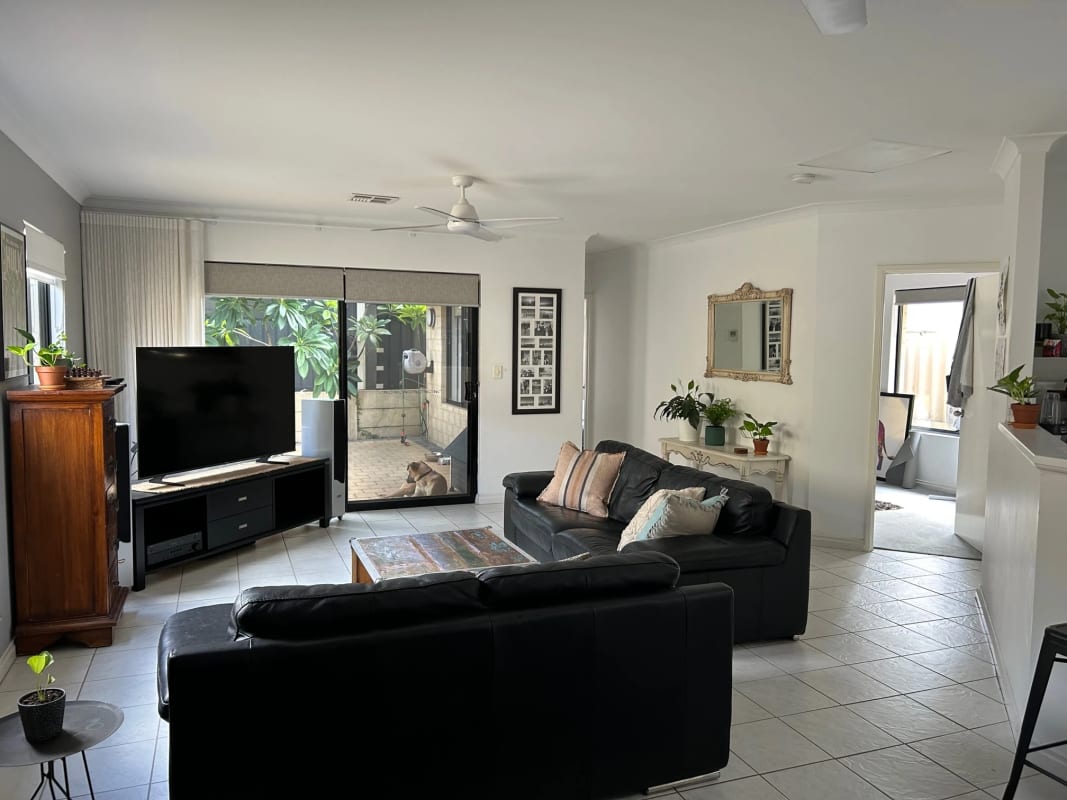 Room for Rent in Innaloo, Perth | $250, Unfurnished,... | Flatmates.com.au